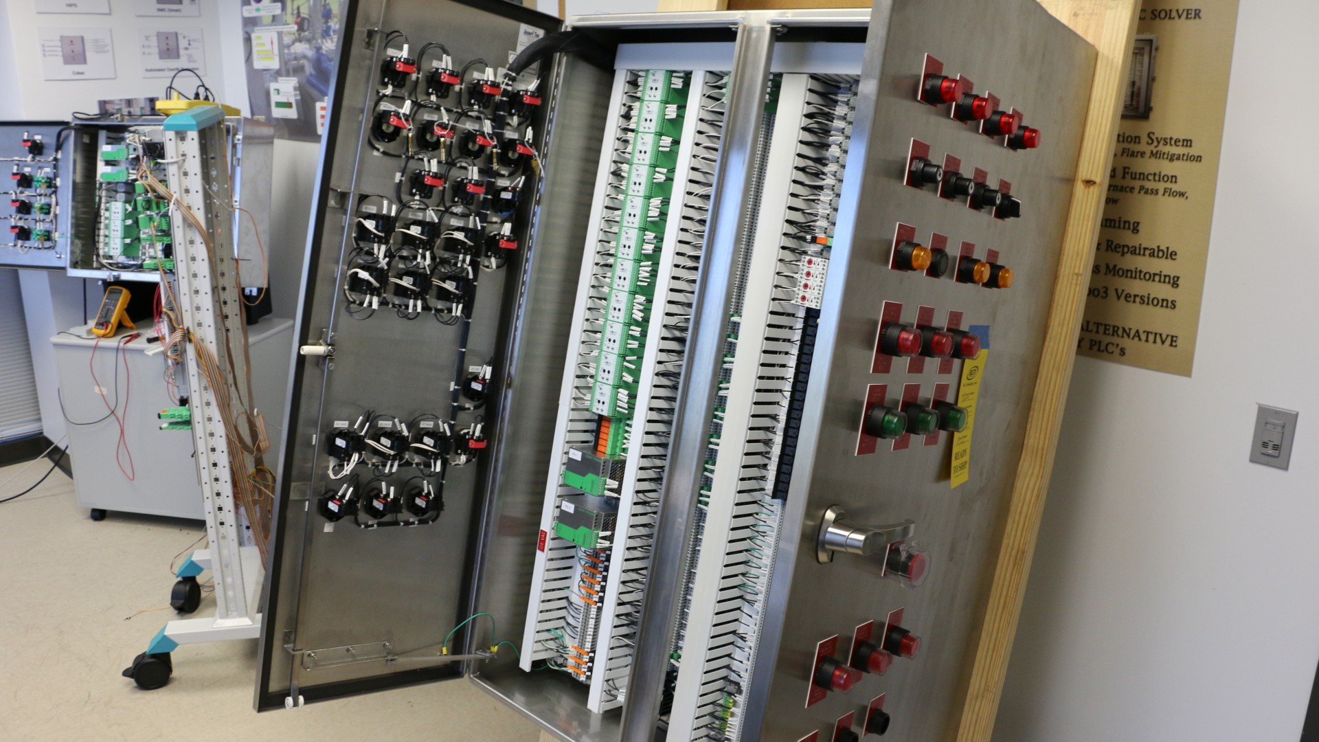 Photo Gallery - SIS-TECH